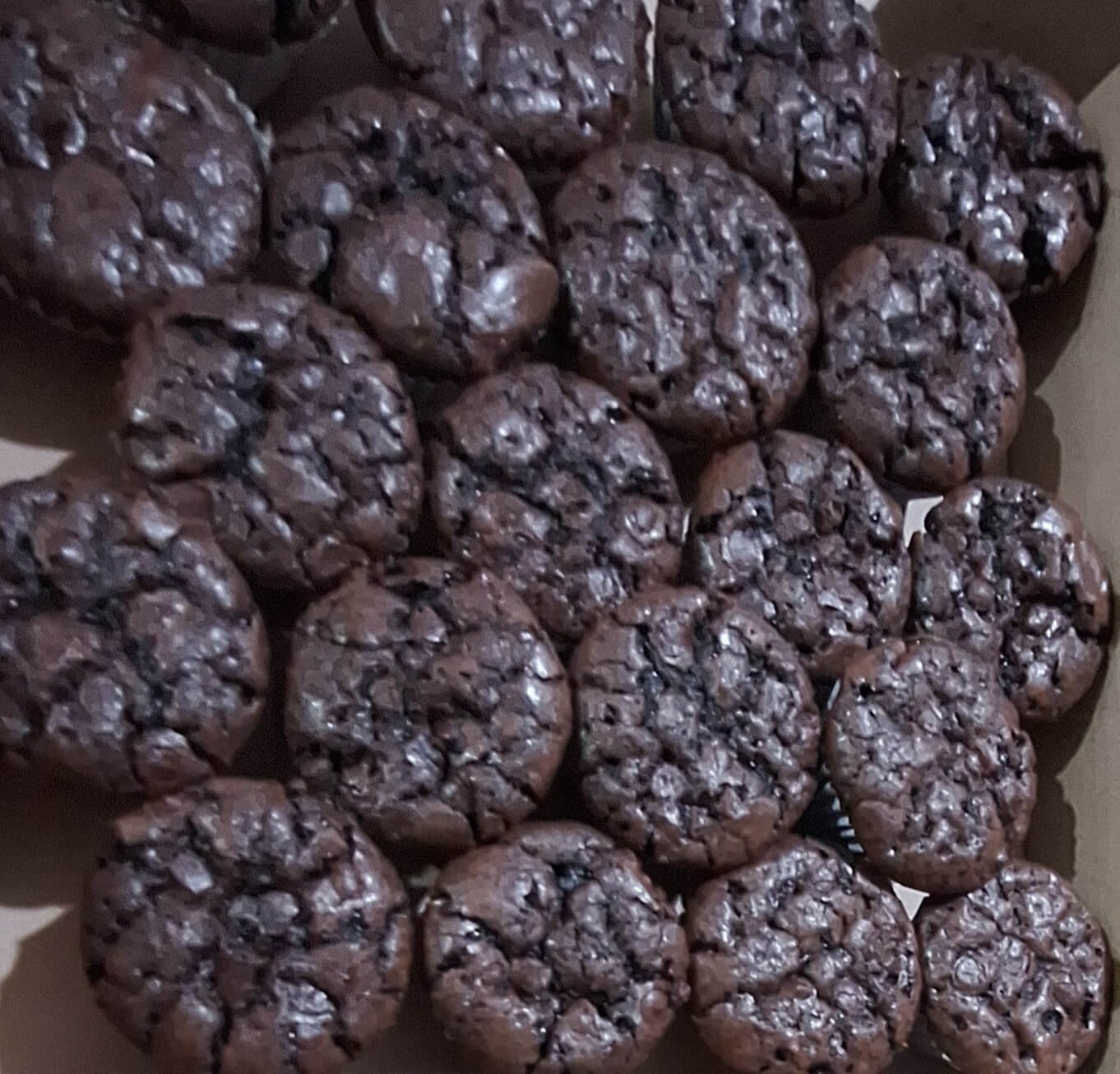 Choco Brownies Panggang - Queü Bakery - UMKM Saran Sehati | Gereja MBSB ...